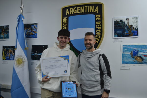 La CAD forma su primer plantel de egresadas y egresados en el ...